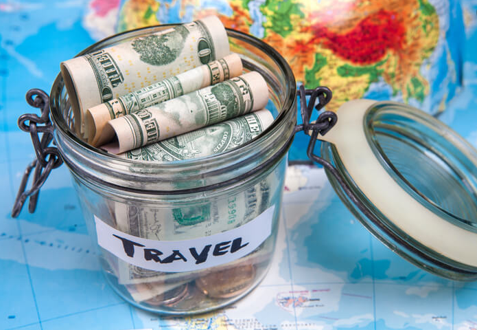 Hotel & Airline Travel on the Cheap – Traveling Light